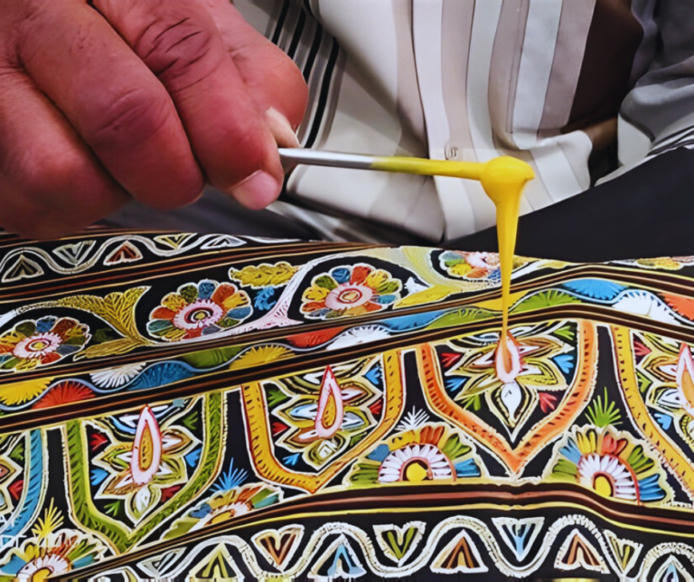 Roghan Painting – Traditional Kutch Textile Heritage | PMII
